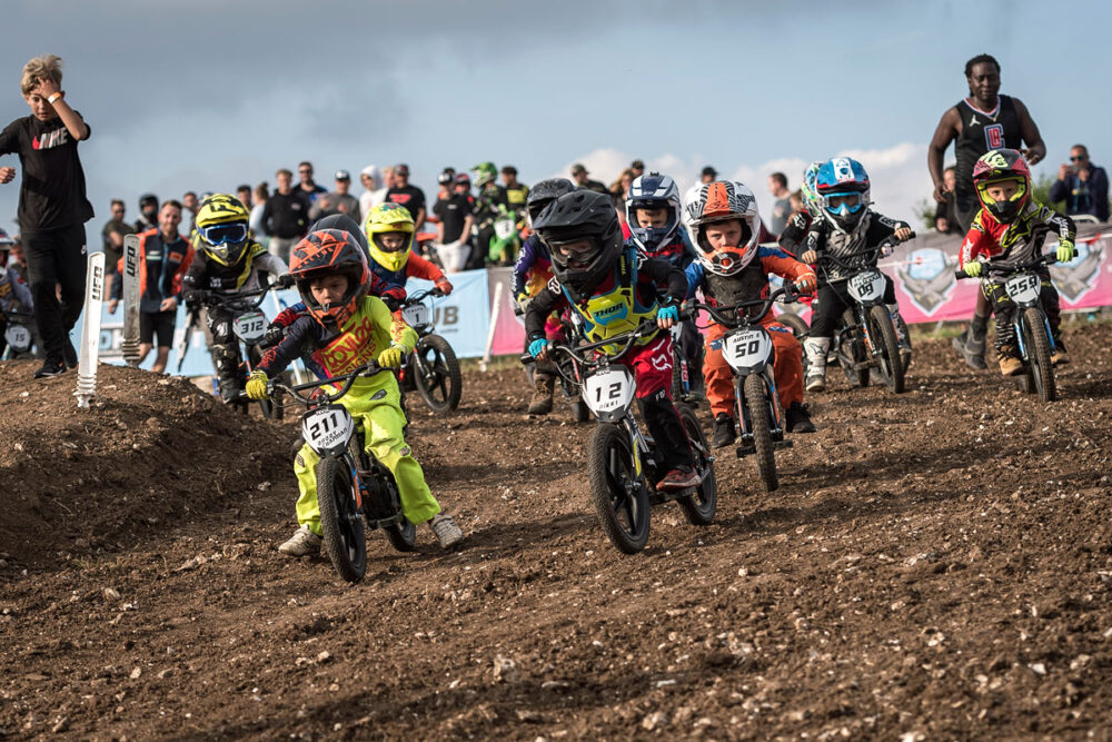 REVVI 18" ELECTRIC BIKE - IN STOCK NOW – Go Off Road Barnsley